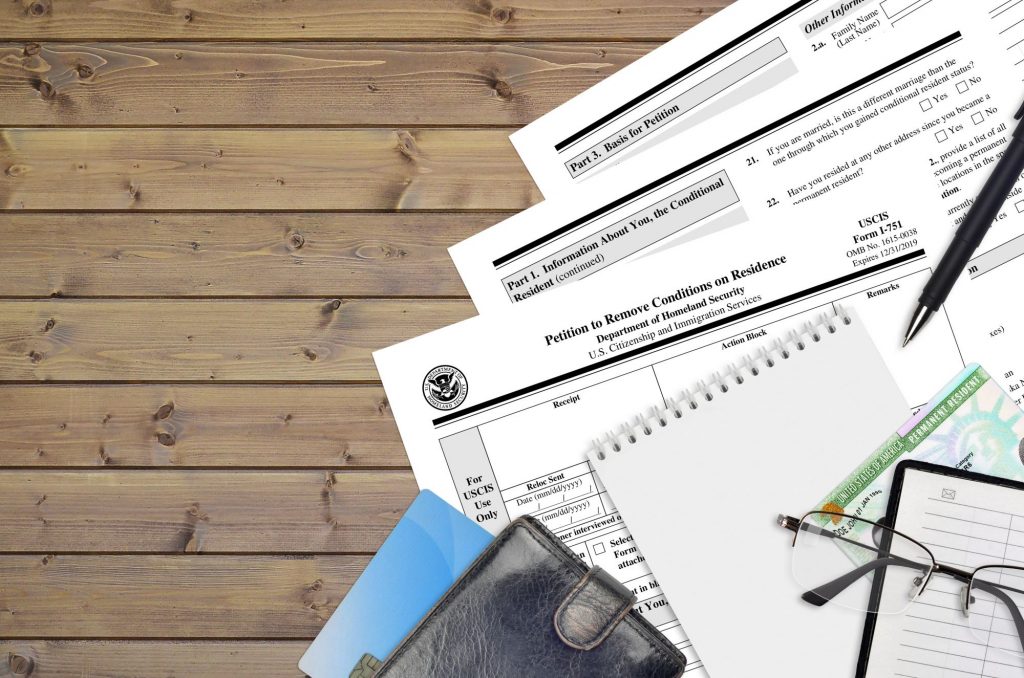 Applying for Form I-751 - bluelakelaw.com